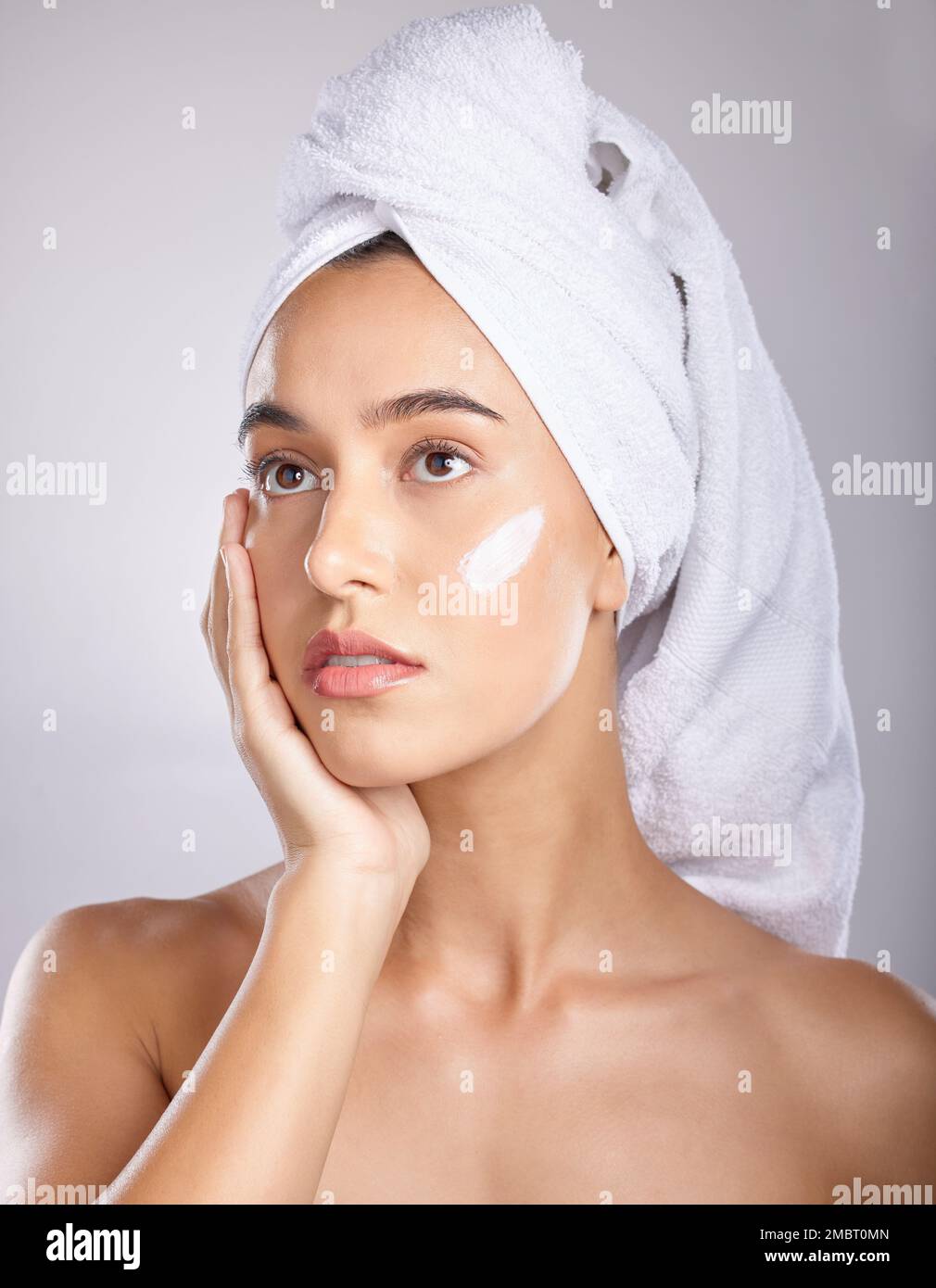 Female lady face face cream hi-res stock photography and images - Alamy