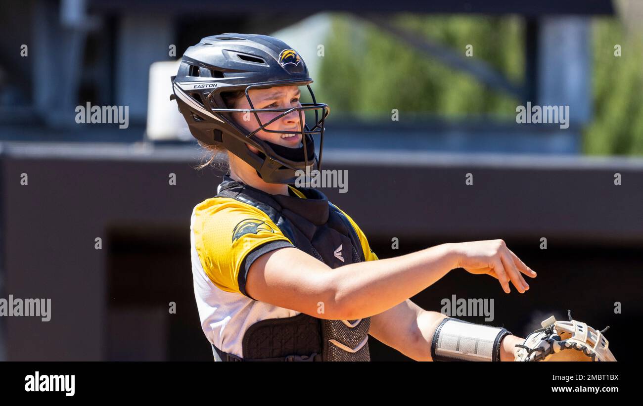 Southern Mississippi catcher Hannah Borden (32) during an NCAA softball ...