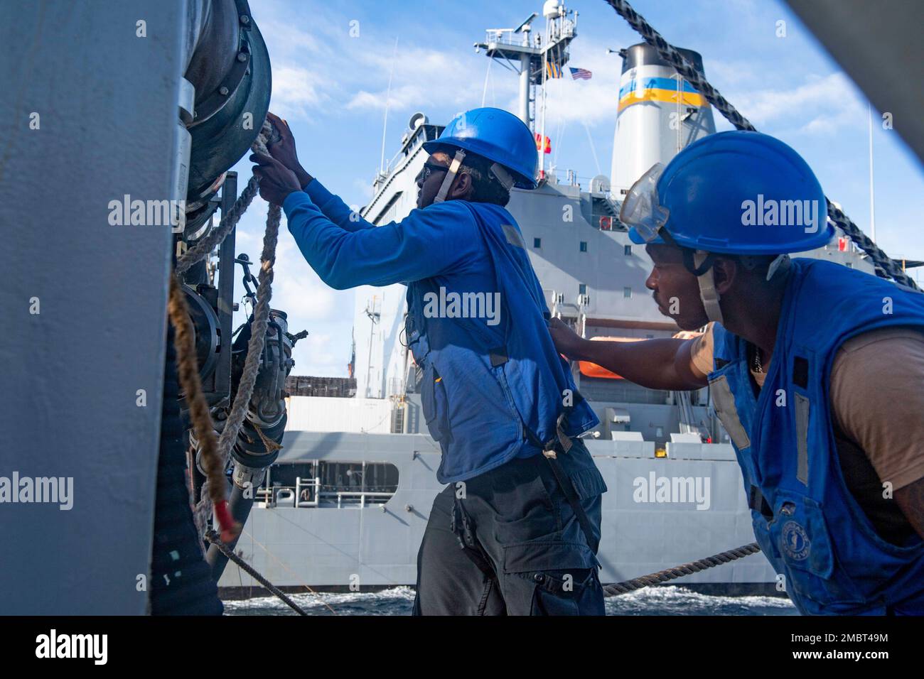 220621-N-UJ411-1086 PACIFIC OCEAN (June 21, 2022) Seaman Alvin Moe ...