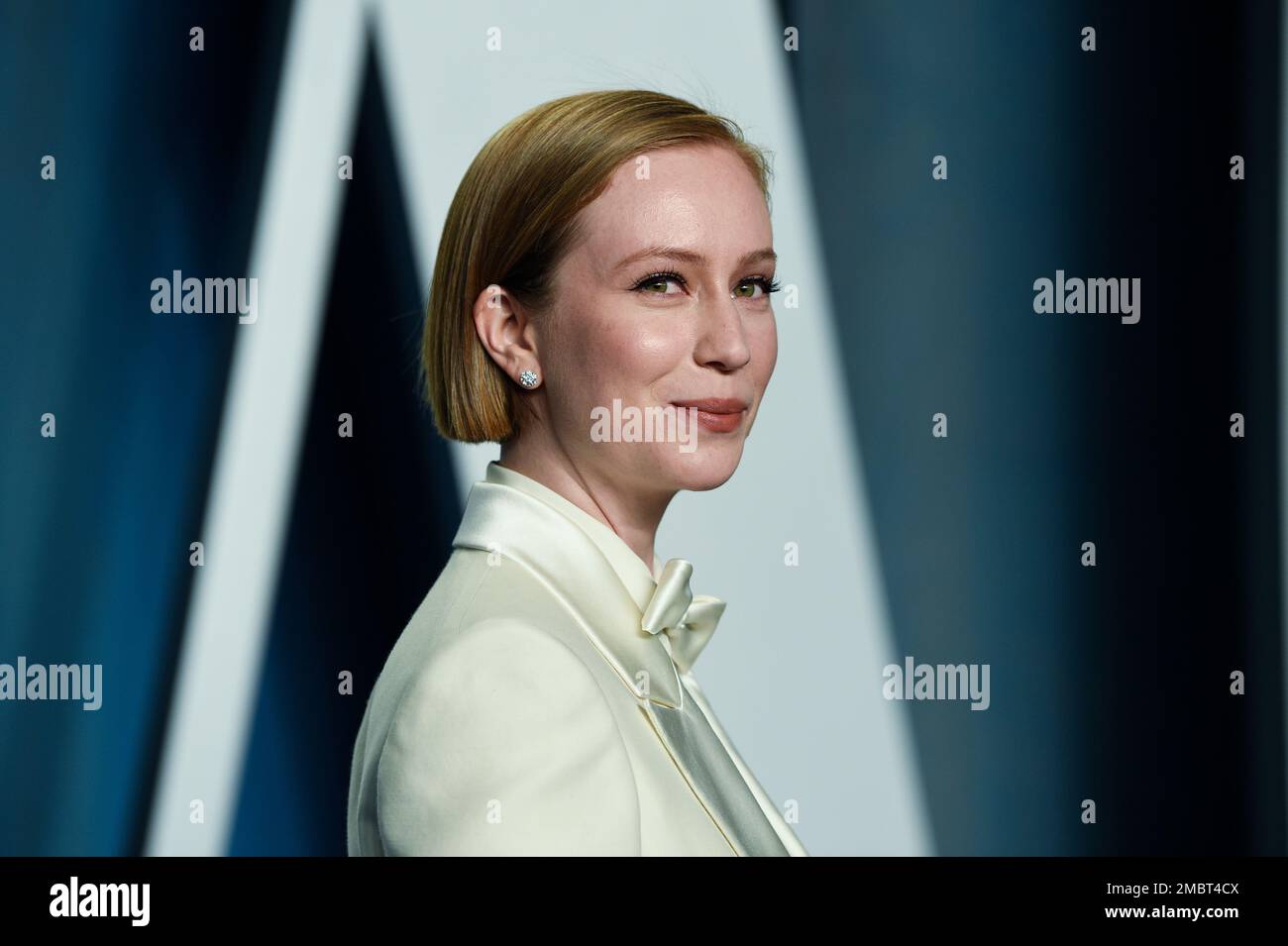 Hannah Einbinder arrives at the Vanity Fair Oscar Party on Sunday ...