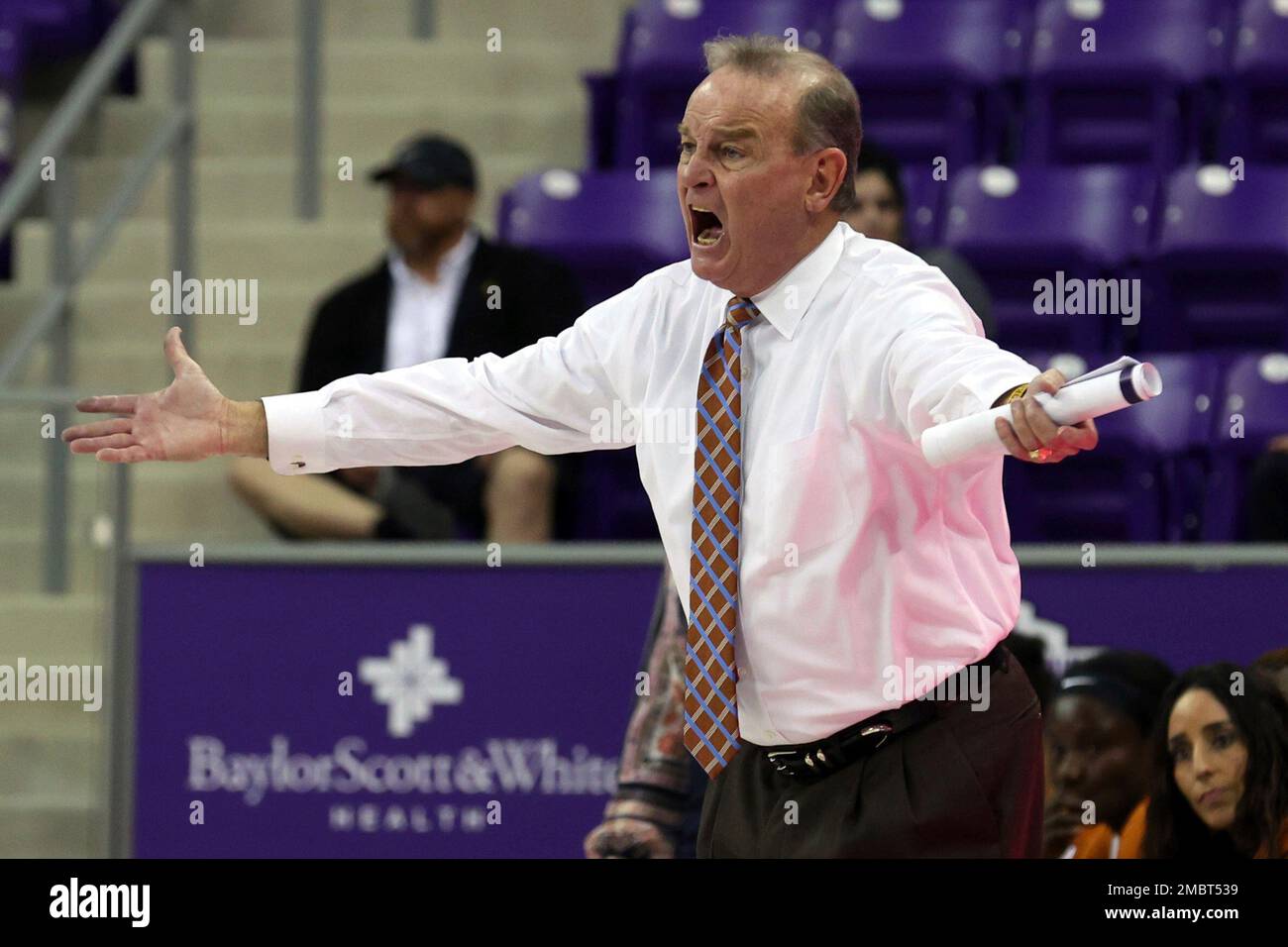 Texas head coach Vic Schaefer reacts during an NCAA basketball game ...