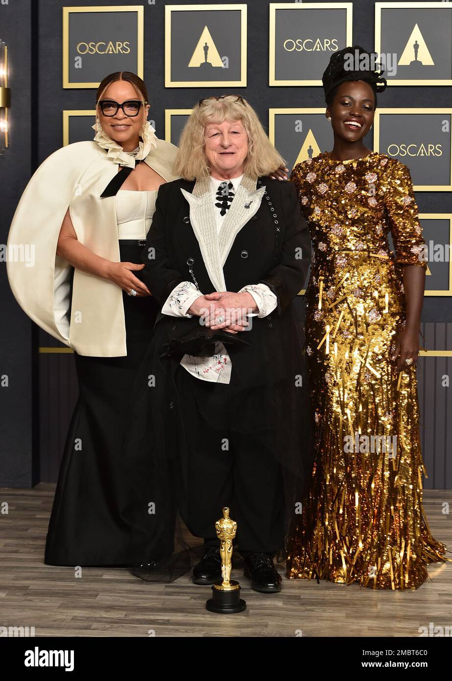 Jenny Beavan, winner of the award for best costume design for "Cruella ...
