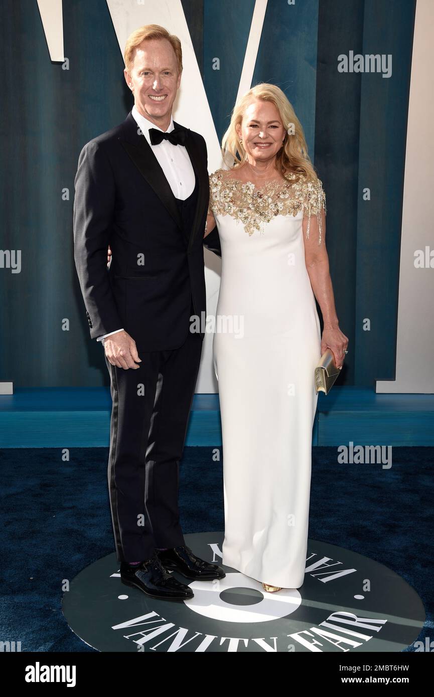 Roger Lynch, left, and Cathleen Lynch arrive at the Vanity Fair Oscar ...