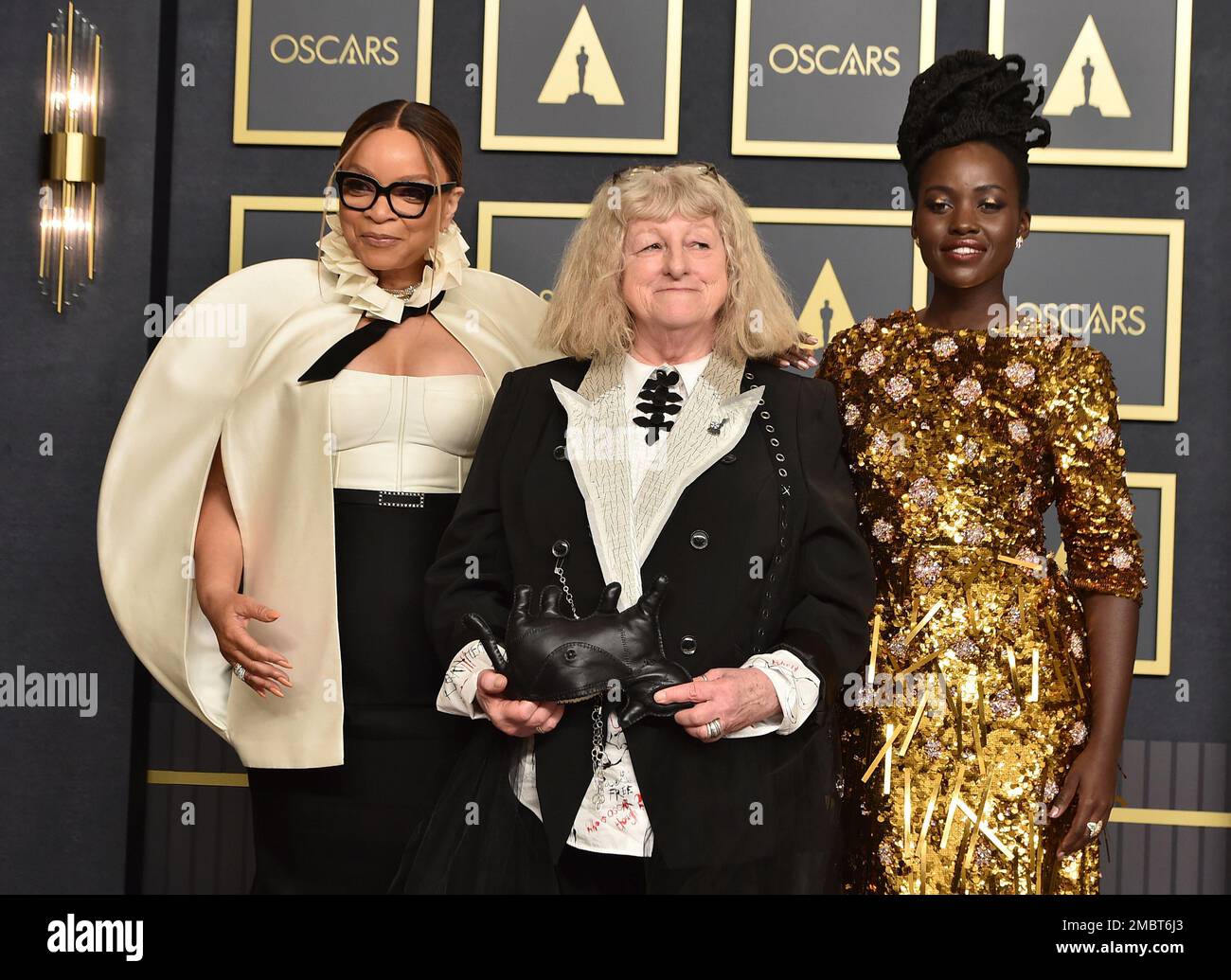 Jenny Beavan, winner of the award for best costume design for "Cruella ...