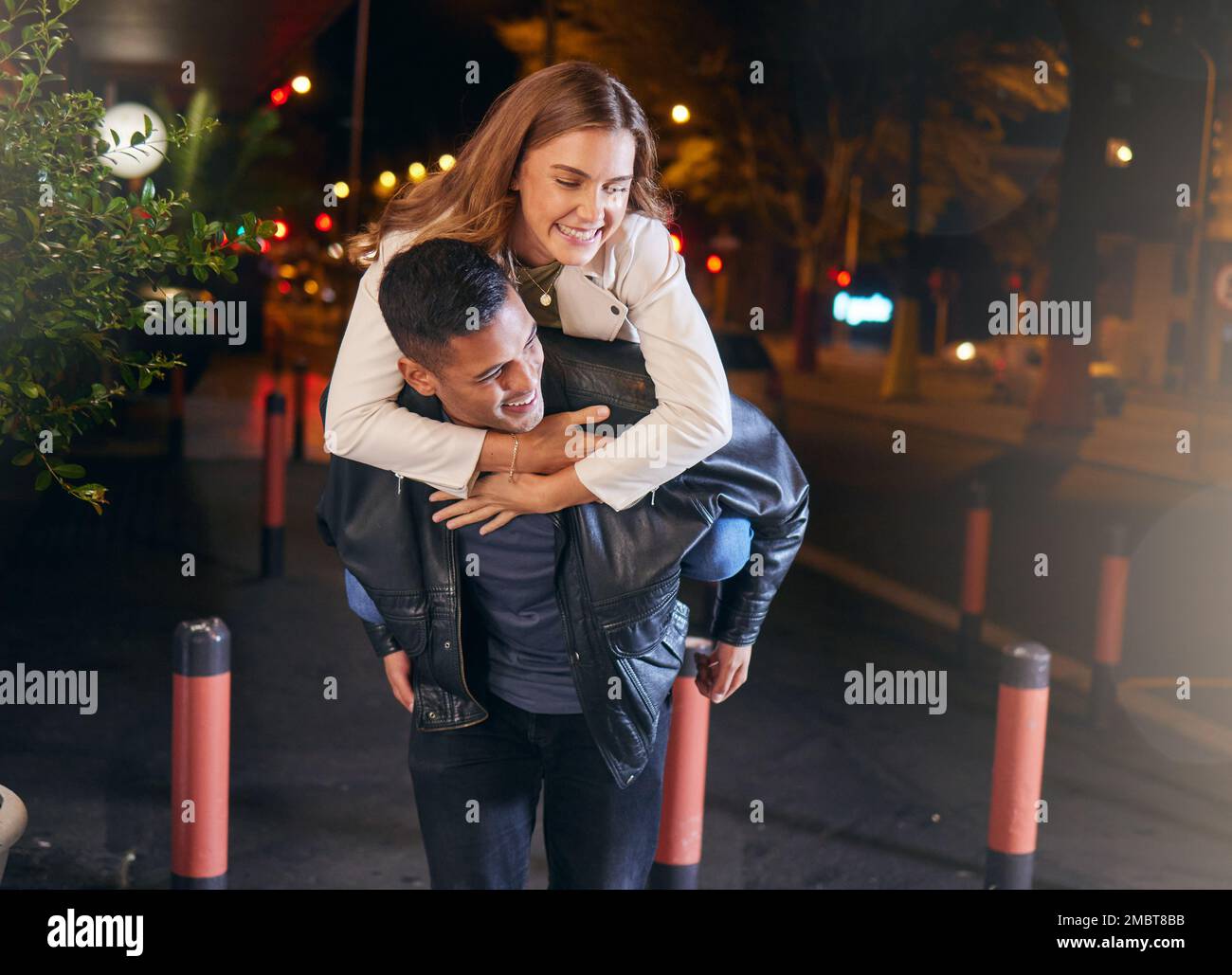 Piggy back game hi-res stock photography and images - Alamy