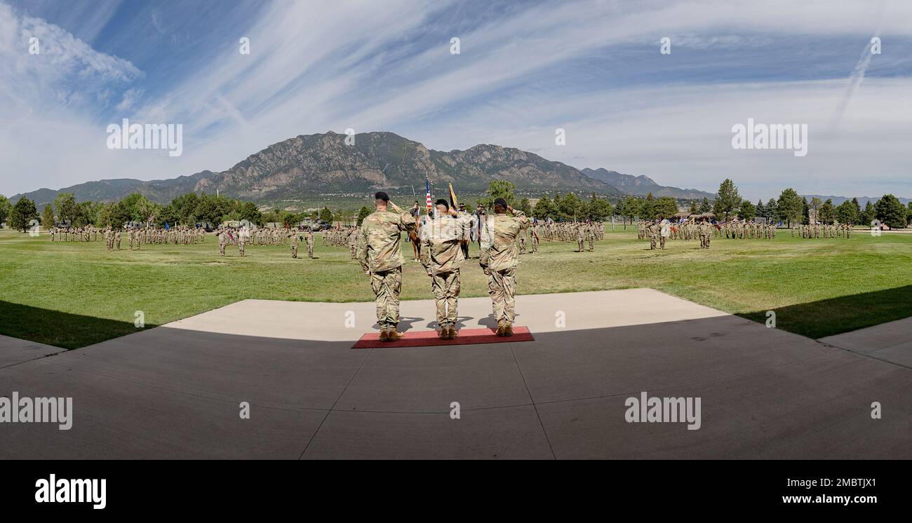 Lt. Col. Brian G. Jones (left), incoming commander, 4th Special Troops ...