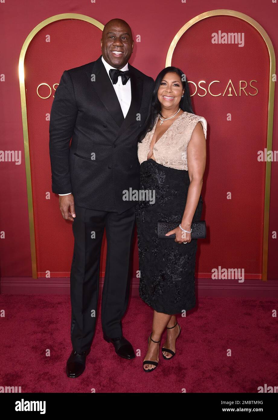 Earvin Magic Johnson, left, and Cookie Johnson arrive at the Governors ...