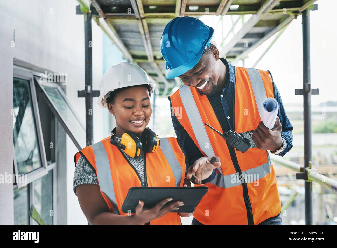 Successful project managers must be highly organised and detailed. a ...