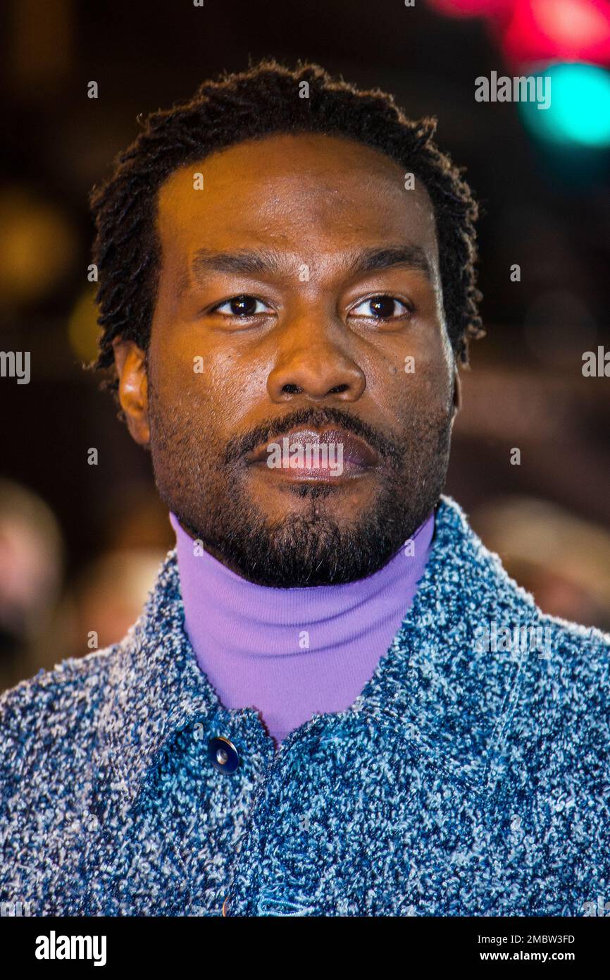 Actors Yahya Abdul-Mateen II poses for photographers upon arrival at ...