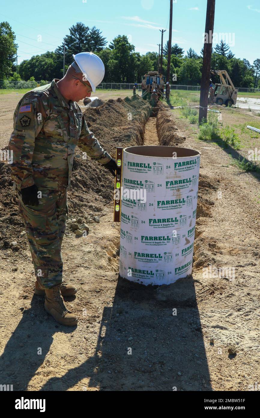 Army Reserve Sgt. Paul Reap, an engineer with 601st Engineer Detachment ...