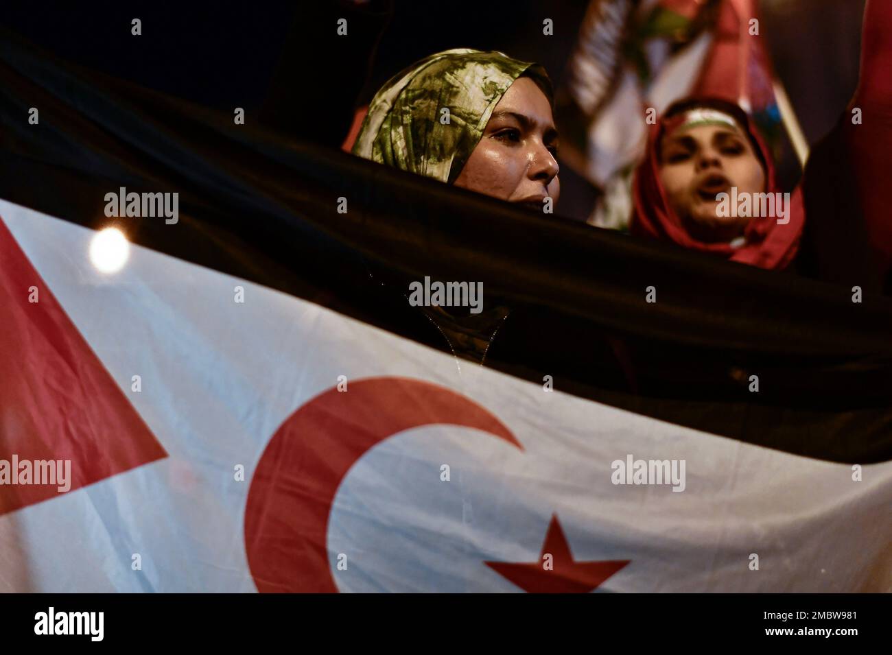 33 years old Huda Said shouts slogans against the Spanish Government ...