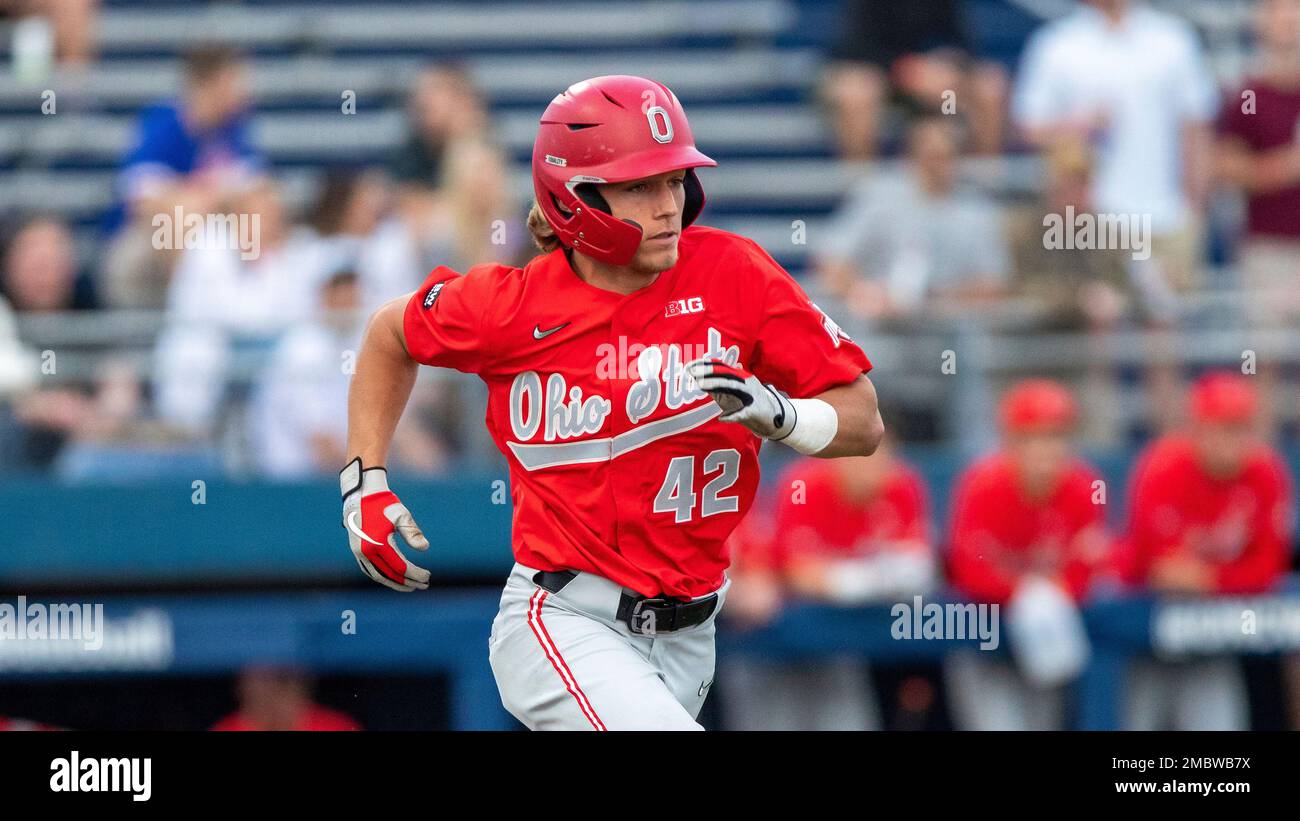 Ohio State's Tyler Pettorini (42) runs to first base during an NCAA ...