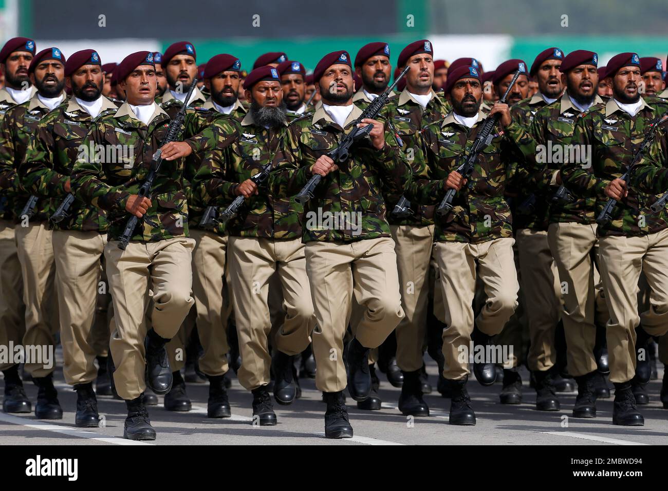Pakistani commandos from the Special Services Group march during a ...