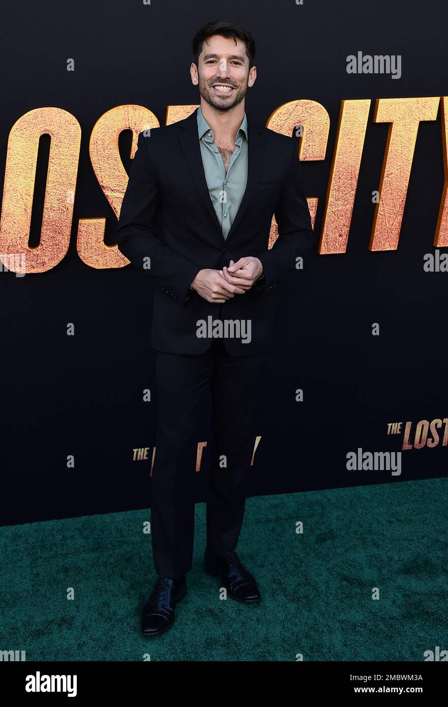 Ian Paget arrives at the Los Angeles premiere of "The Lost City ...