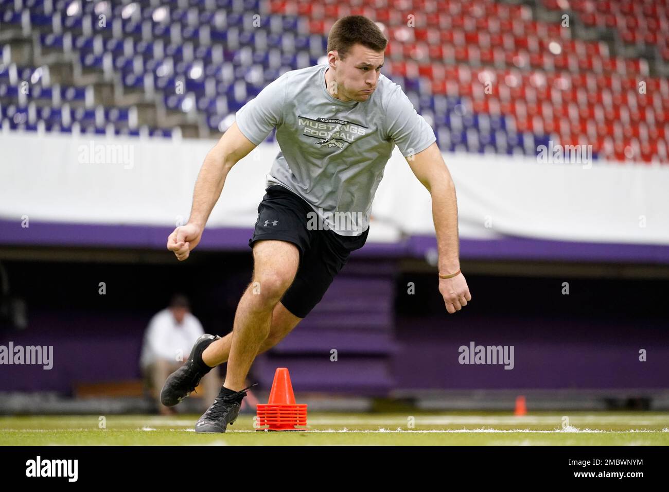 Morningside University wide receiver Reid Jurgensmeier participates in ...