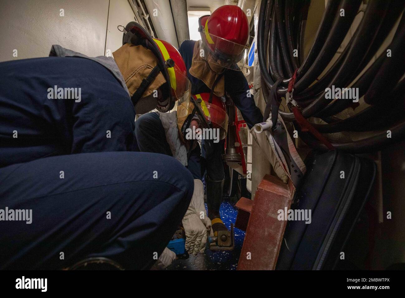 Bulkhead repair hi-res stock photography and images - Alamy