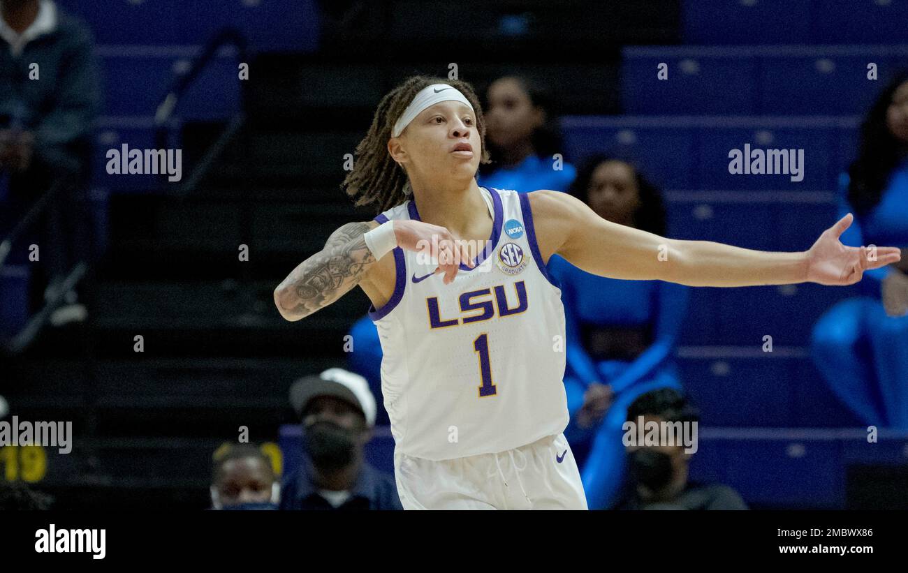 LSU guard Jailin Cherry (1) celebrates during a women's college ...