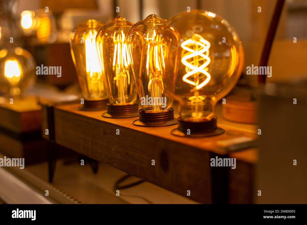 Light bulb base hi-res stock photography and images - Alamy