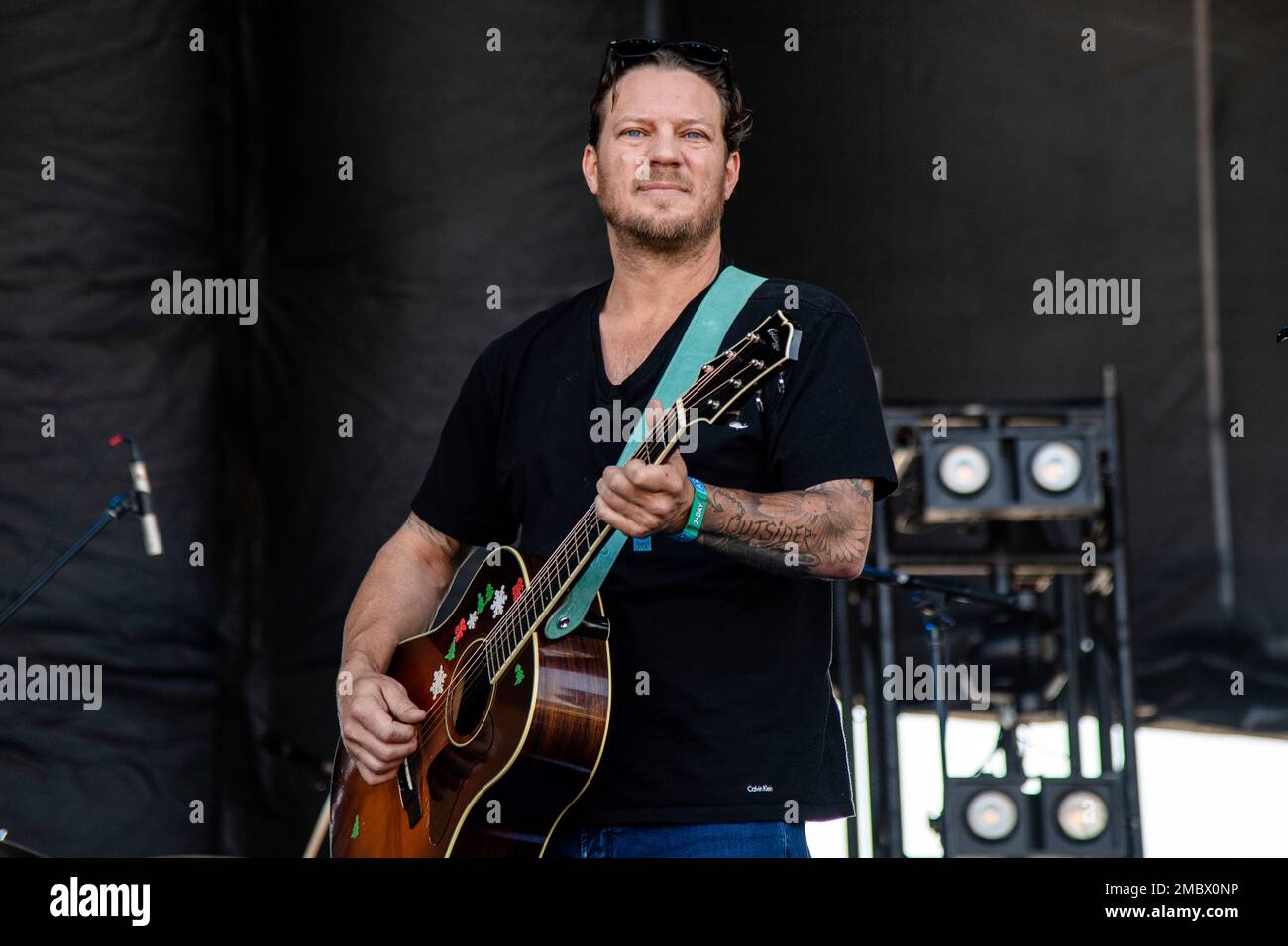 Jake Peavy performs during the All-Star Baseball Jam at the Innings ...