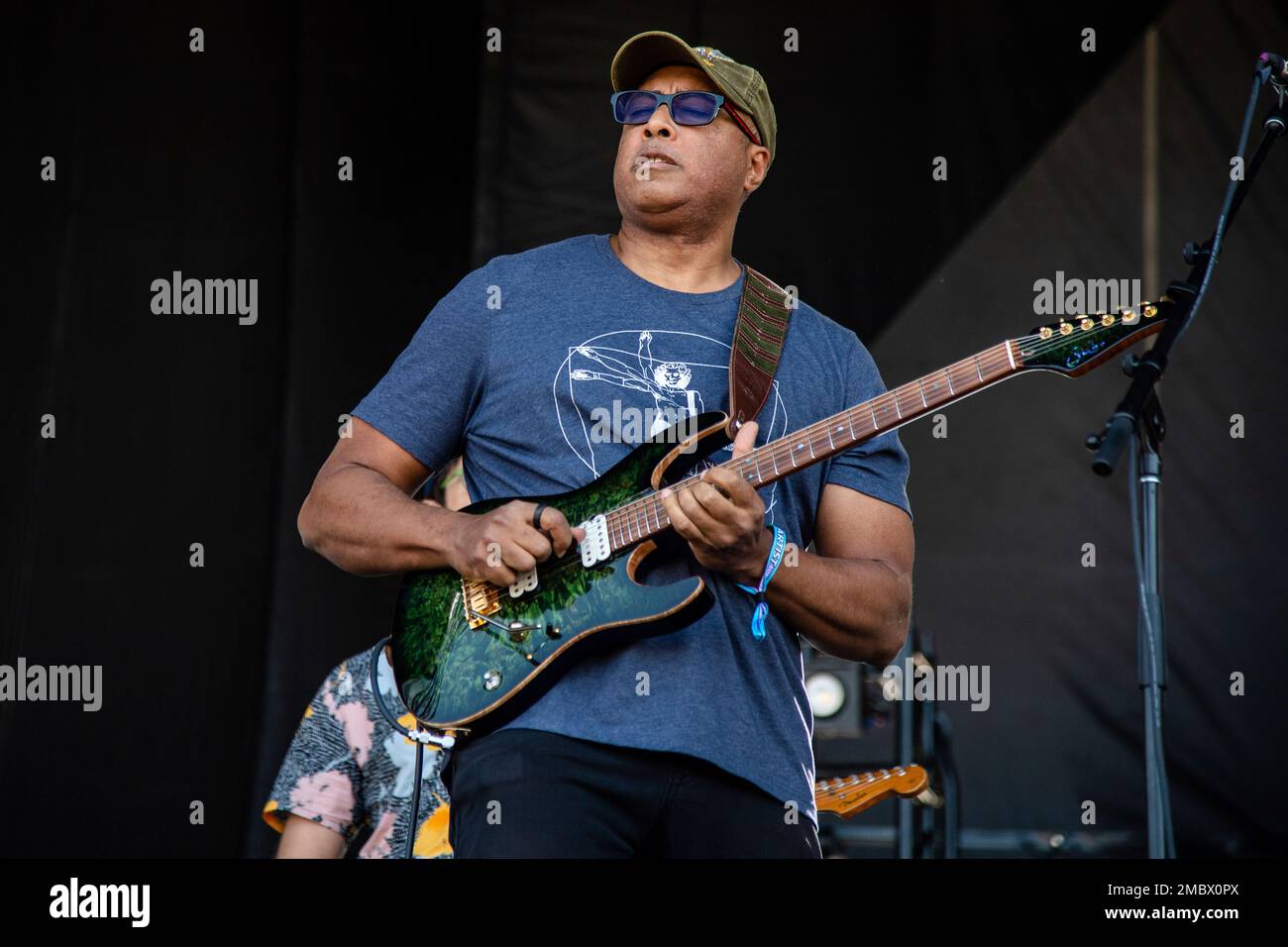 Bernie Williams performs during the All-Star Baseball Jam at the ...