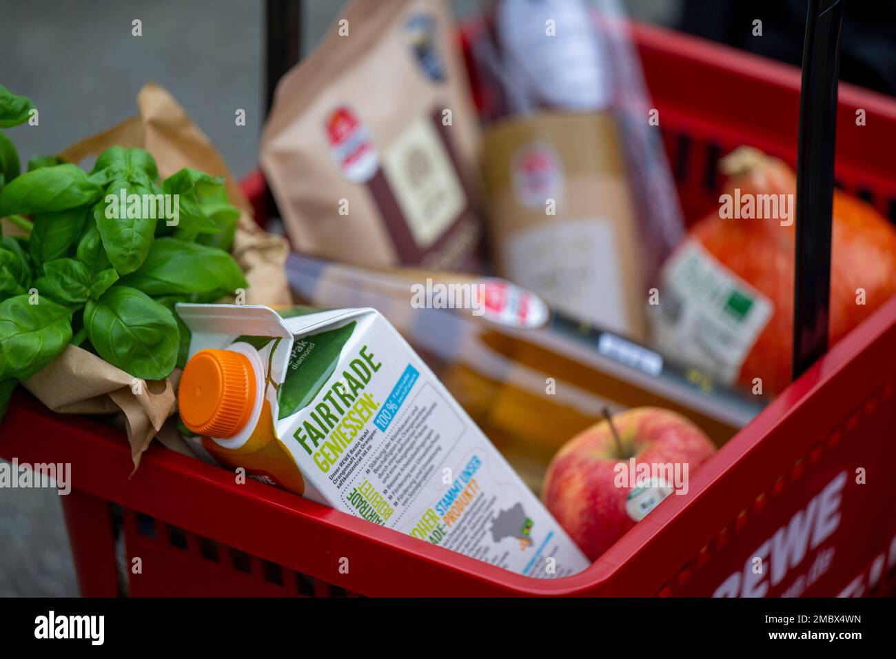 Fairtrade week hi-res stock photography and images - Alamy