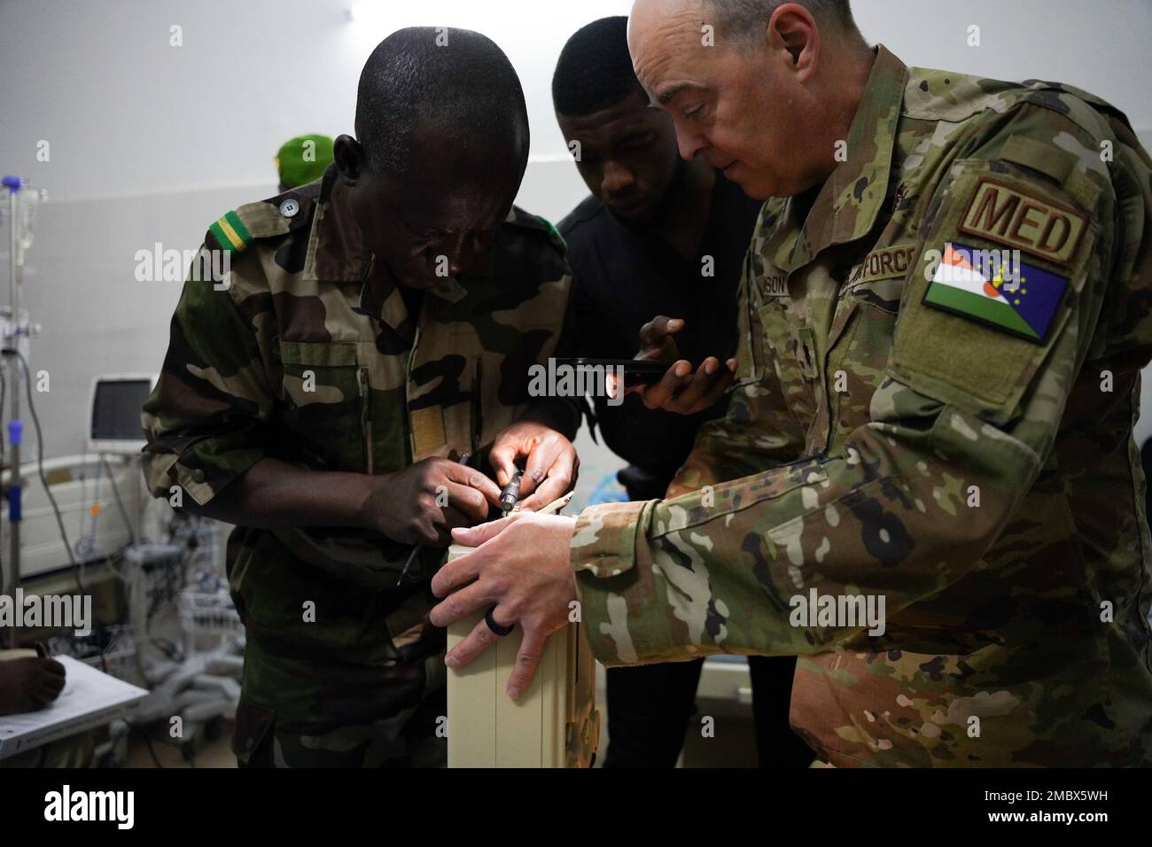 Indiana Air National Guard Lt. Col. Kenneth Hanson, a flight surgeon ...