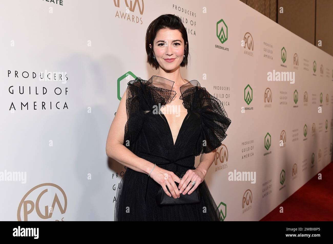 Mary Elizabeth Winstead arrives at the 33rd Annual Producers Guild ...