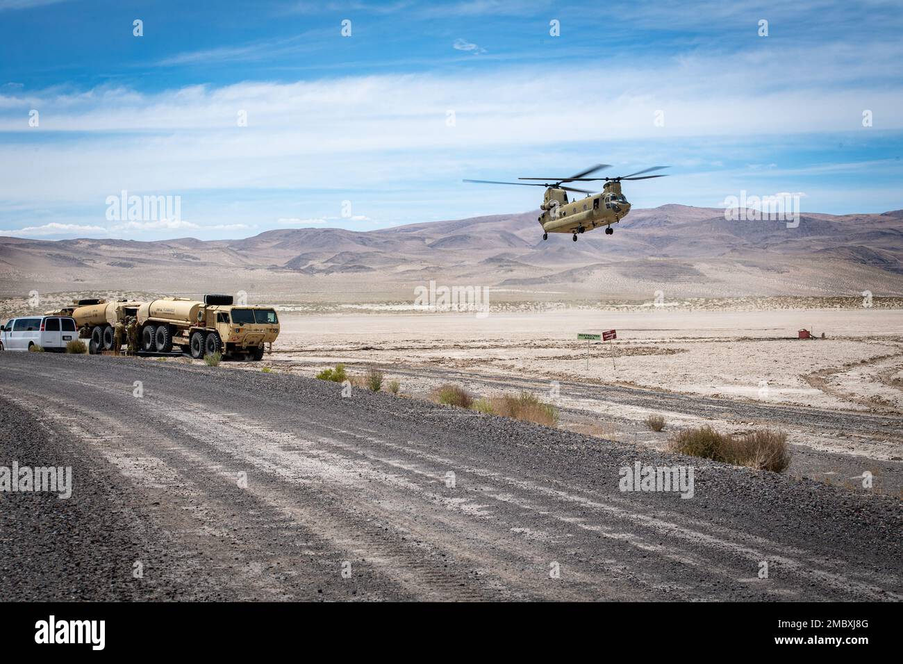 Chinook helicopter tank hi-res stock photography and images - Alamy