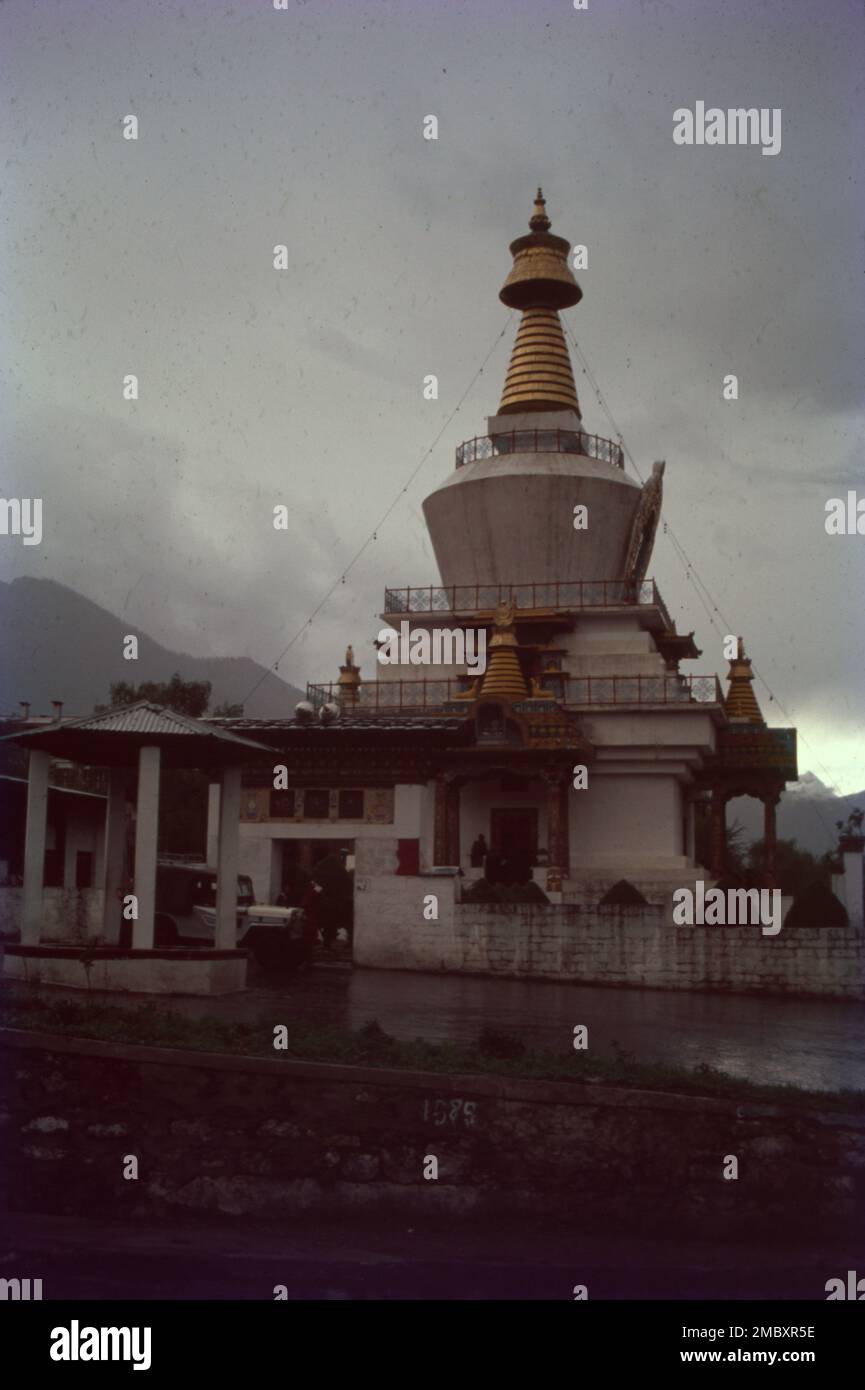 Thimphu Chorten (Memorial Chorten)The Memorial Stupa, Thimphu, also ...