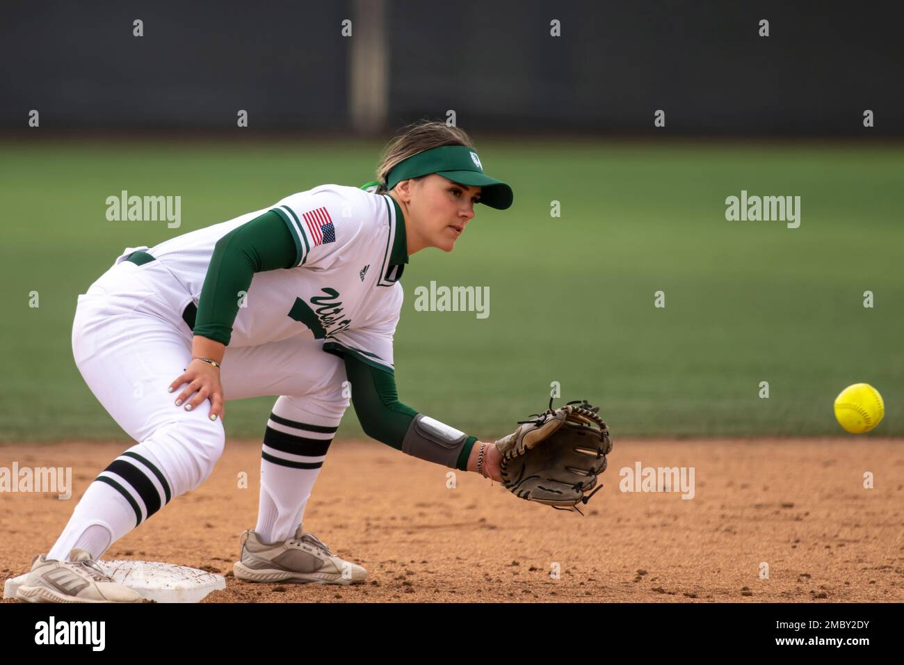 Utah Valley infielder Rylee Thorpe (16) awaits the ball at second base ...