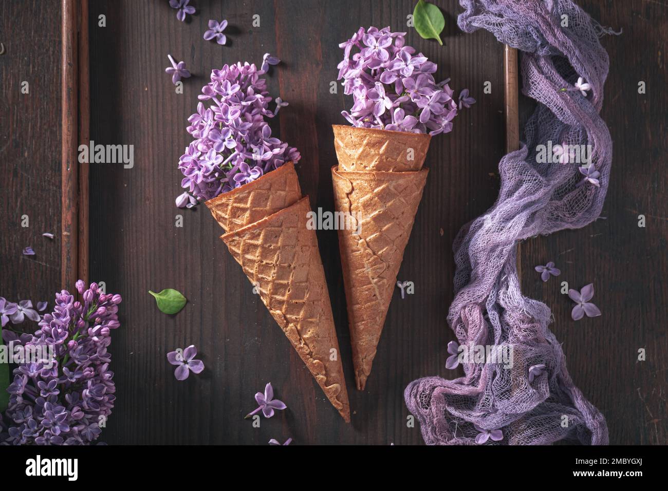 Beautiful ice cream flower hi-res stock photography and images - Alamy