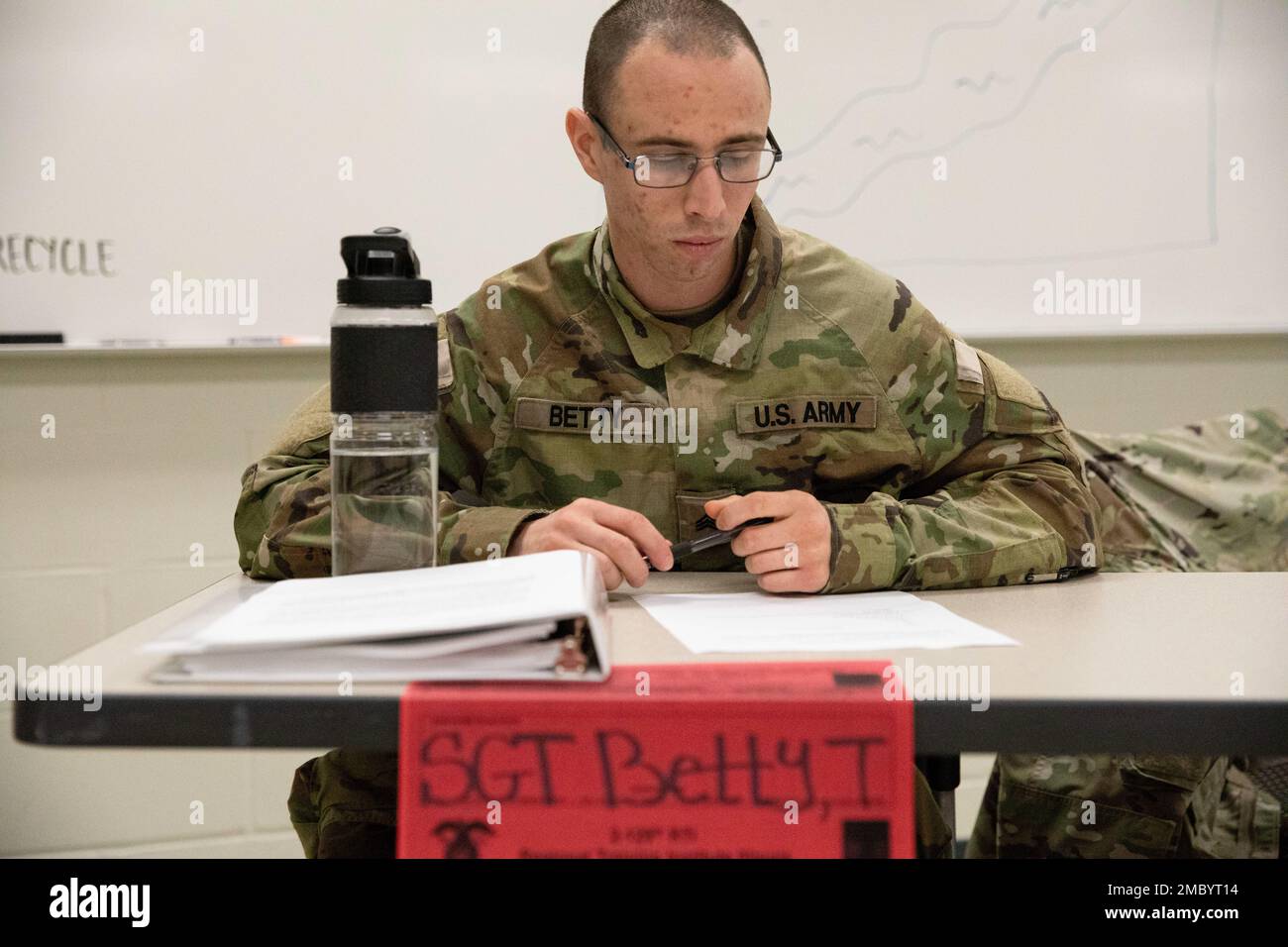 129th rti hi-res stock photography and images - Alamy