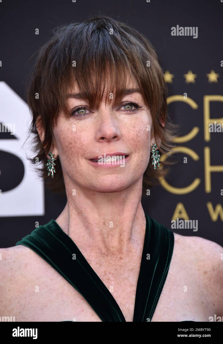 Julianne Nicholson Arrives At The 27th Annual Critics Choice Awards On