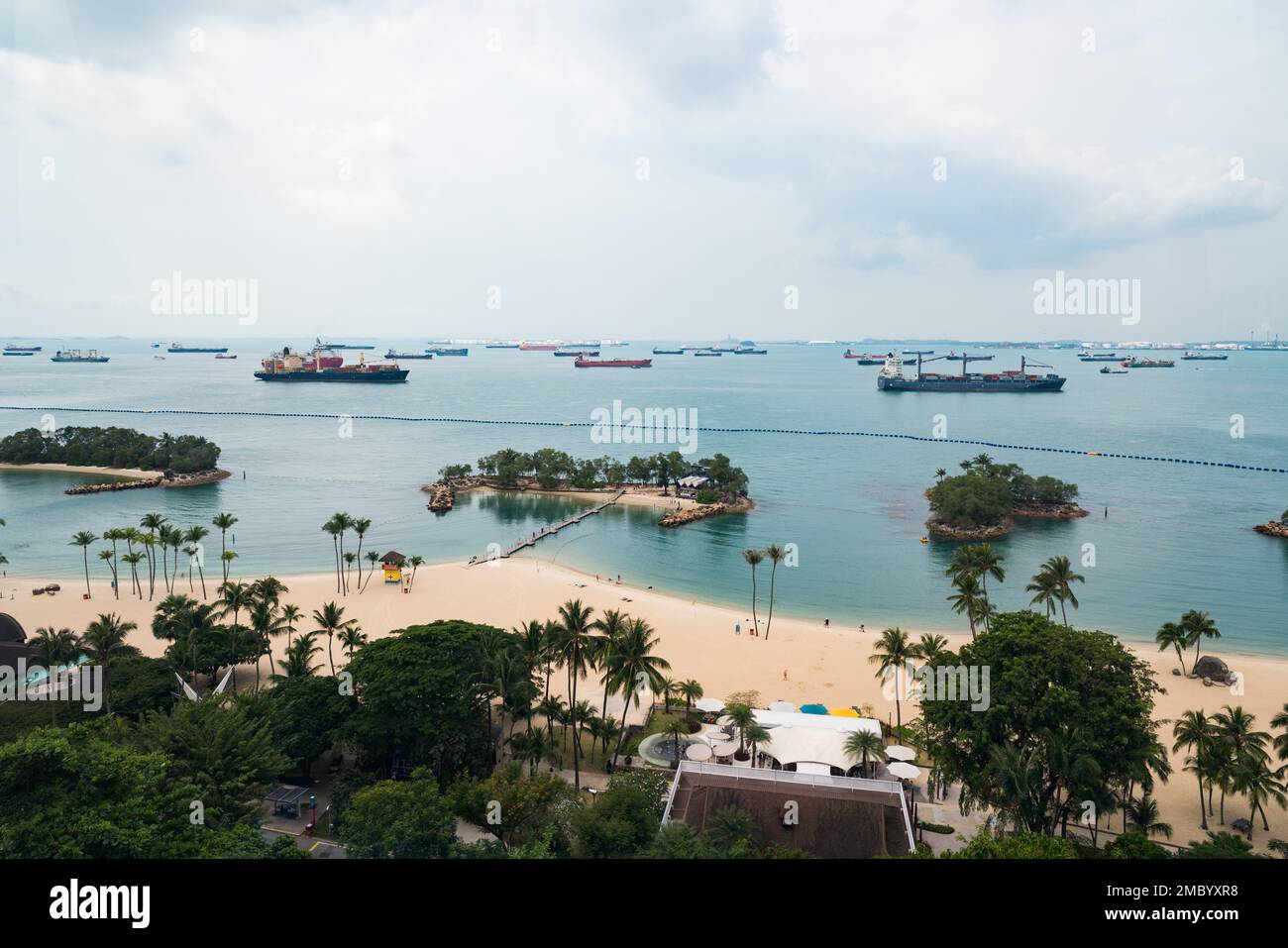 The Singapore strait of malacca Stock Photo - Alamy