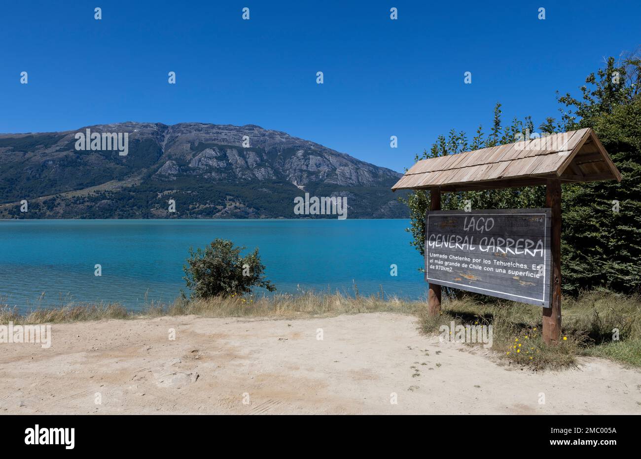 Turquoise lake chile hi-res stock photography and images - Alamy