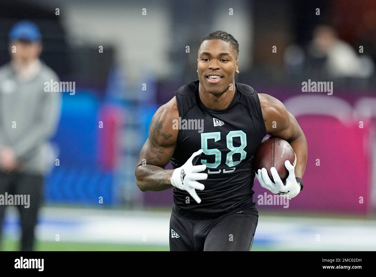 Texas A&M defensive back Leon O'Neal runs a drill during the NFL ...