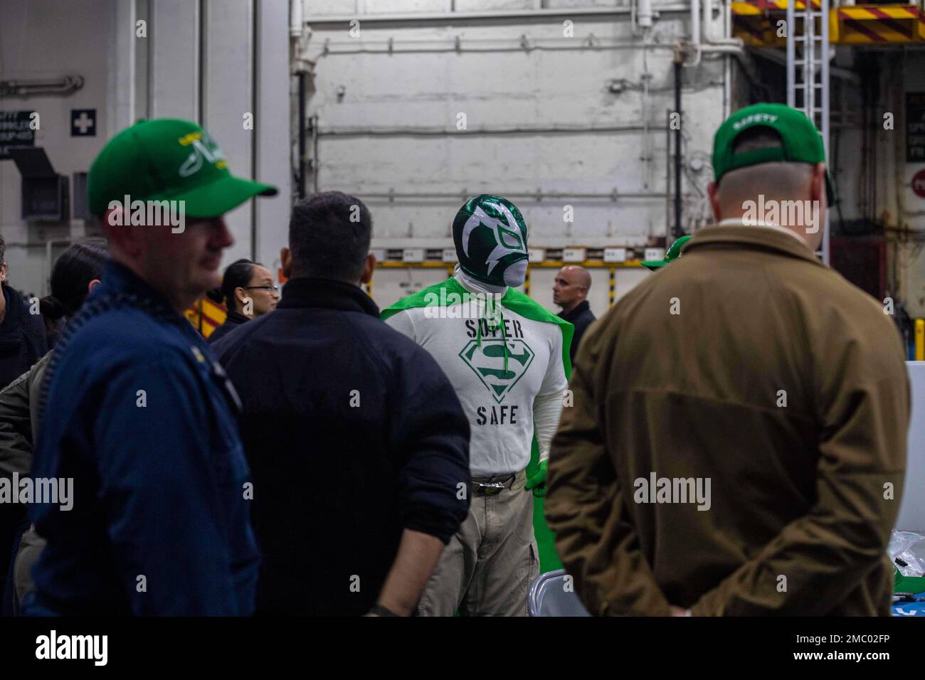 220623-N-KU796-1011 PACIFIC OCEAN (June 23, 2022) USS Nimitz (CVN 68 ...