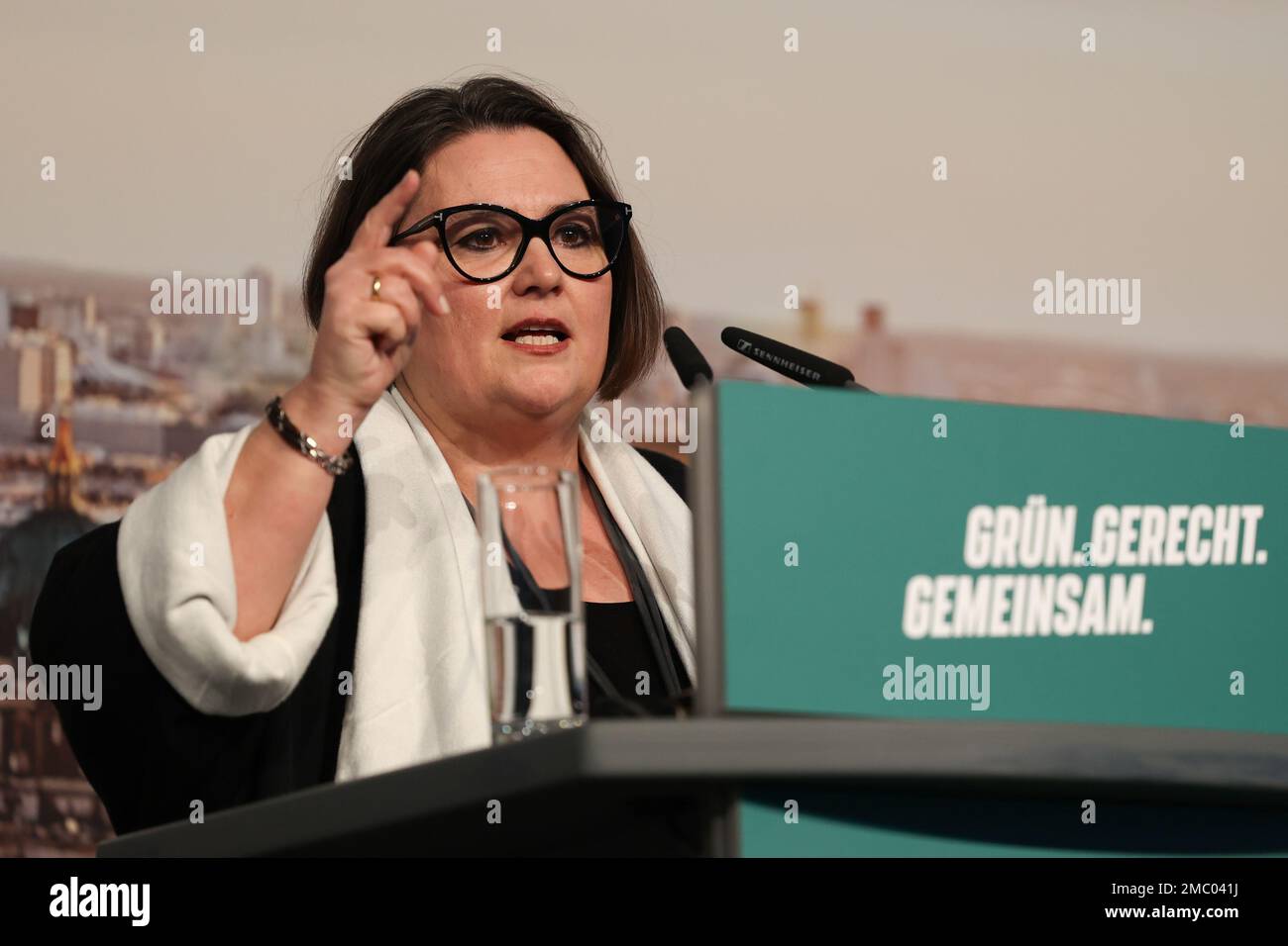 Susanne mertens hi-res stock photography and images - Alamy