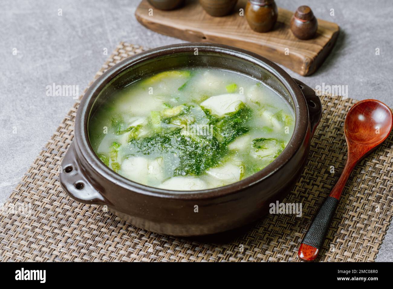 Tteokguk, Korean Seaweed fulvescens Sliced Rice Cake Soup : Oval-shaped ...