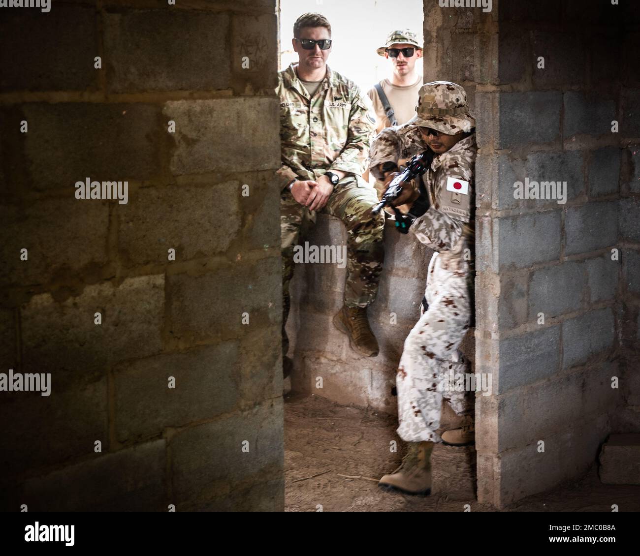 Virginia Army National Guard Soldiers with Task Force Red Dragon ...