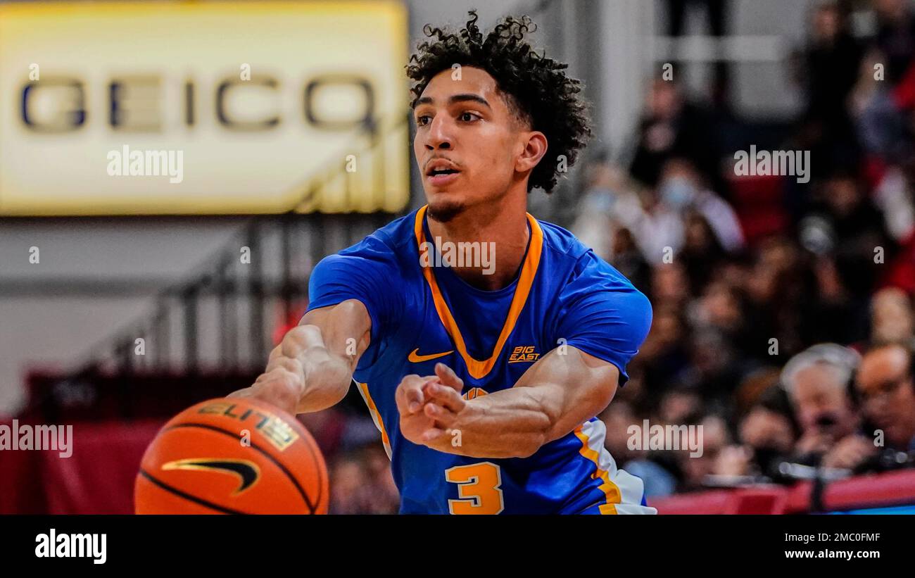 Xavier Musketeers guard Colby Jones (3) during NCAA basketball game ...
