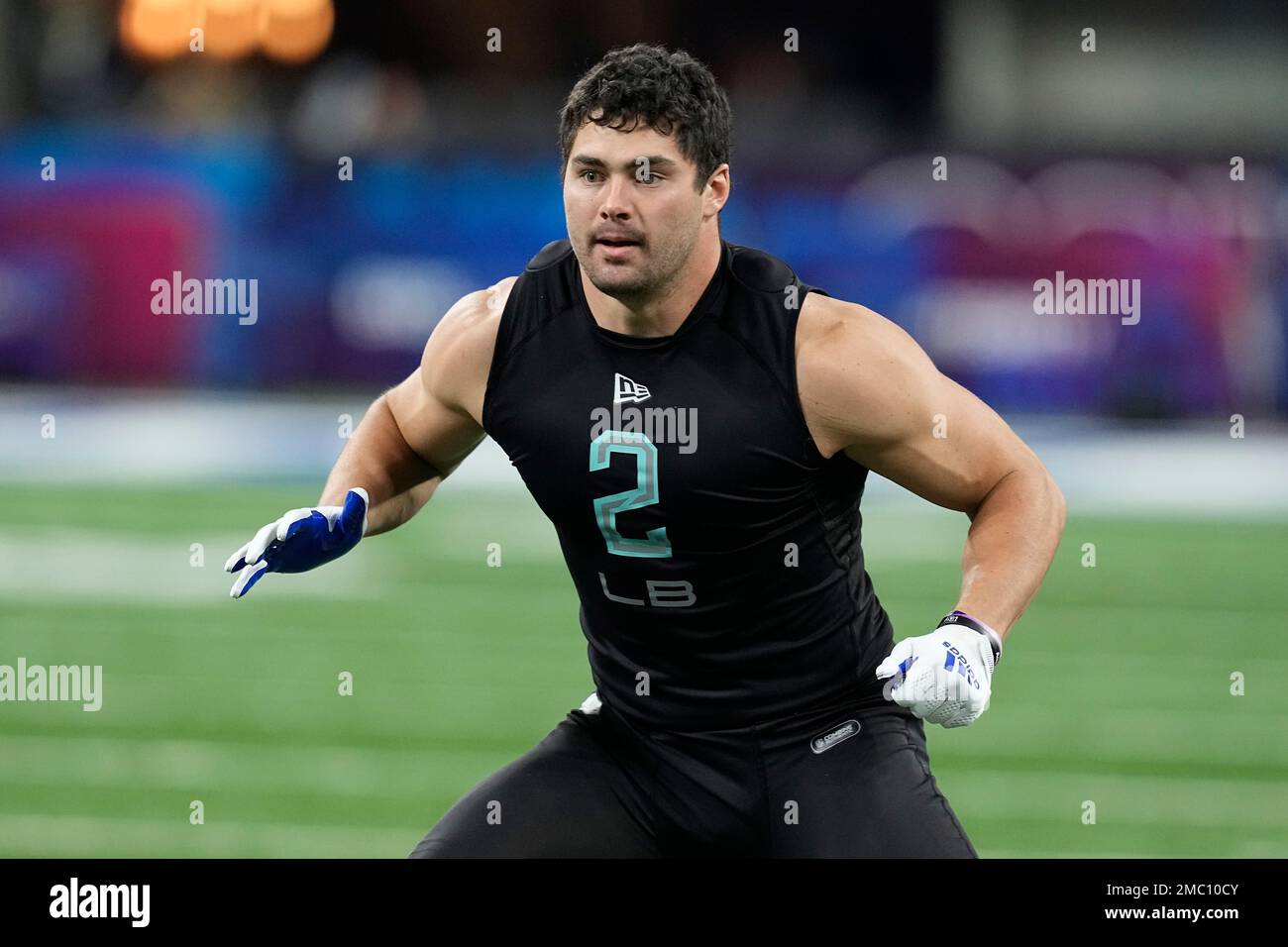 Montana State linebacker Troy Andersen runs the 40-yard dash during the ...
