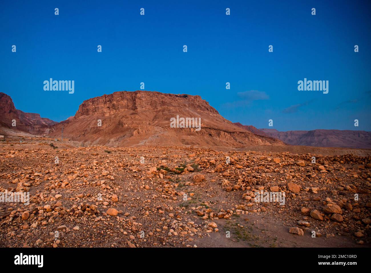 a beautiful rocky mountain range Stock Photo - Alamy