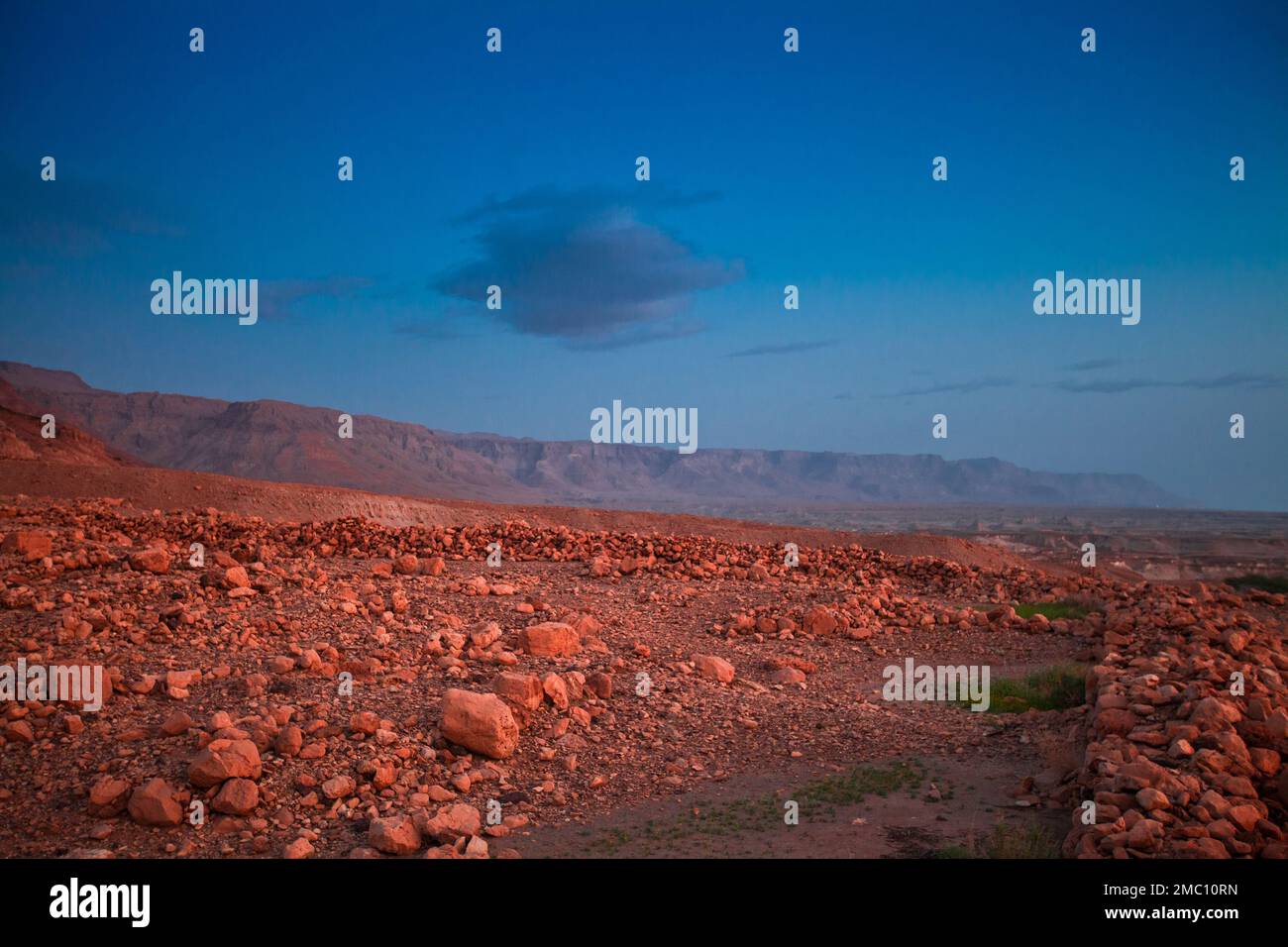 Beautiful rocky mountain range hi-res stock photography and images - Alamy