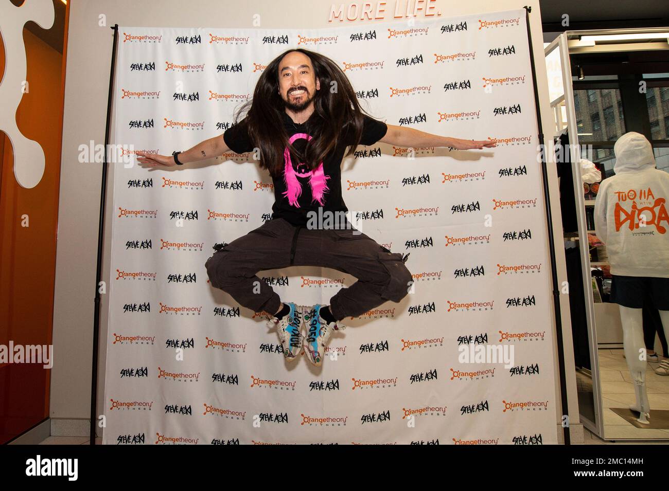 IMAGE DISTRIBUTED FOR ORANGETHEORY FITNESS - Steve Aoki electrifies the ...