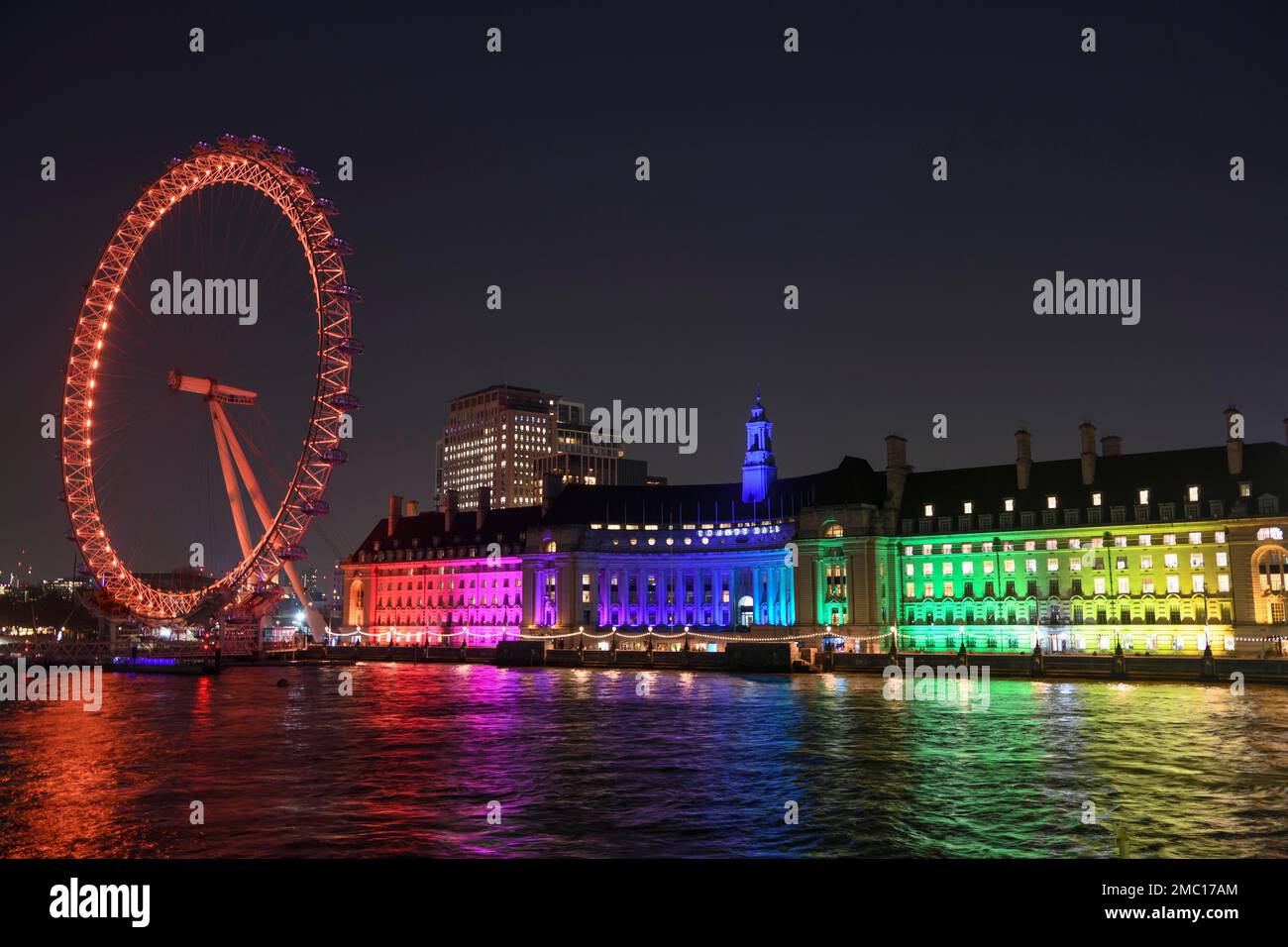 London Eye, blue hour, Ferris wheel on the Thames, Westminster, London ...