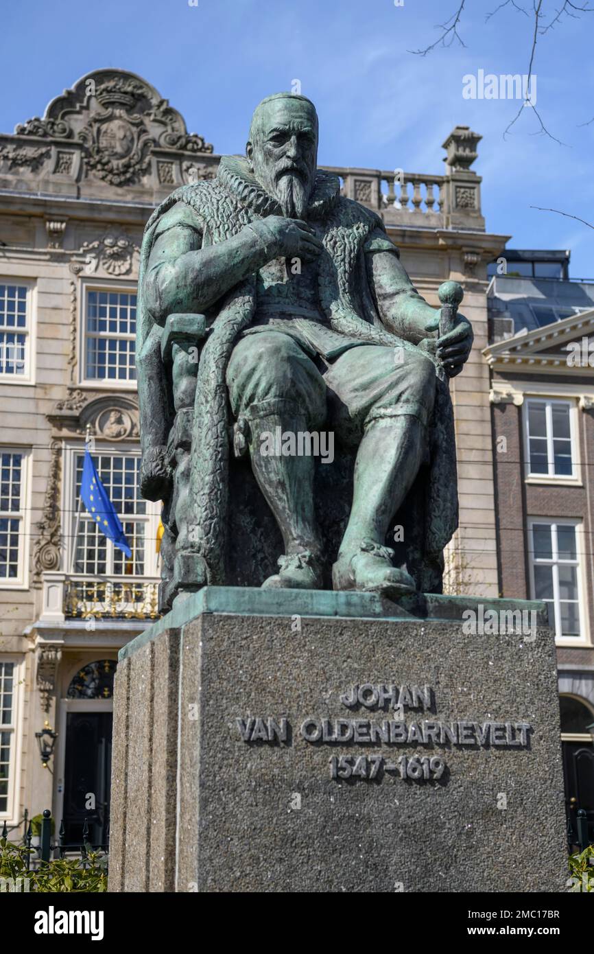 Statue of Johan van Oldenbarneveld, Dutch statesman (1547-1619), The ...