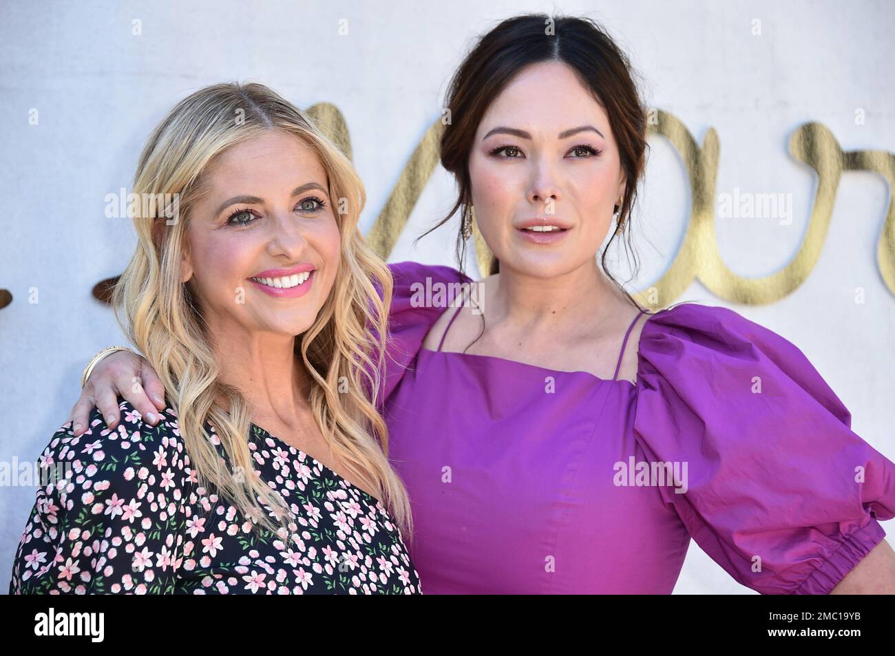 Sarah Michelle Gellar, left, and Lindsay Price arrive at The Little ...