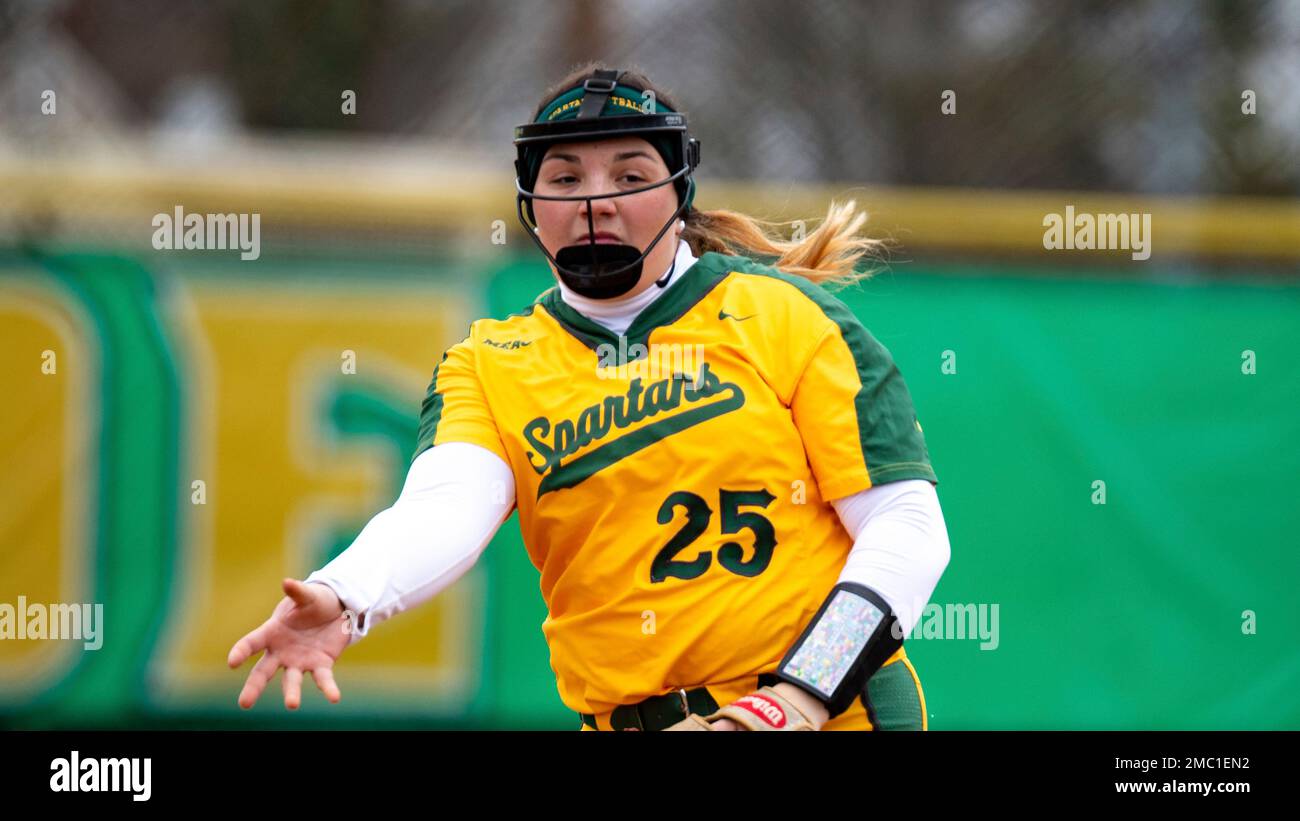 Norfolk St. pitcher Cam Andersen (25) throws a pitch during an NCAA ...