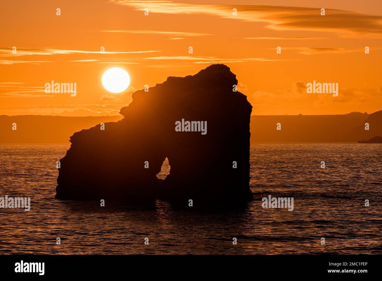 Sunset at Thurlestone Rock, South Milton Sands in Devon Stock Photo - Alamy
